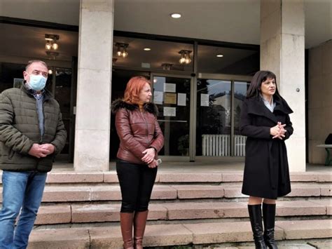 Д р Даниела Дариткова към културните дейци Общото ни усилие е да запазим Родопите като център