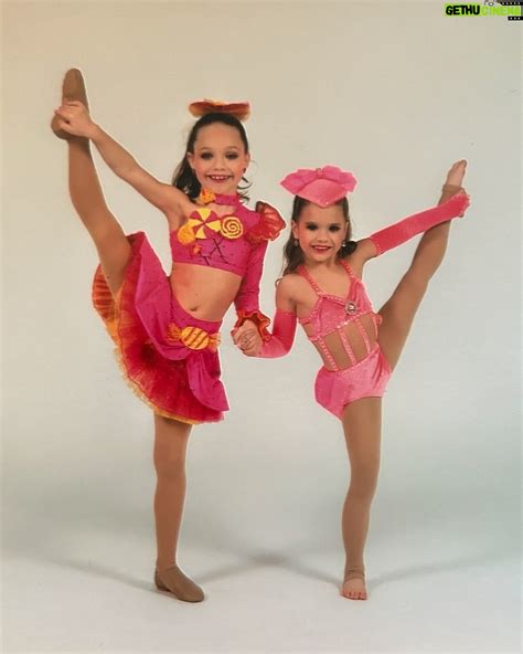 Mackenzie Ziegler Wiki Biography Age Gallery Spouse And More