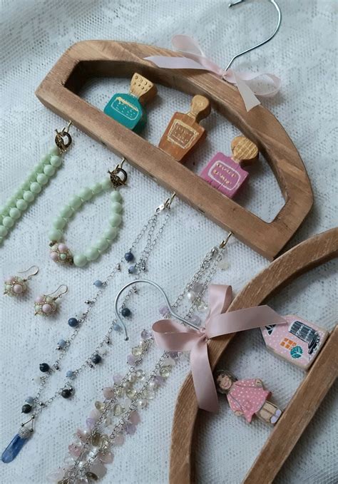 Вешалка для украшений – купить на Ярмарке Мастеров – MTWAIRU | Вешалки ...