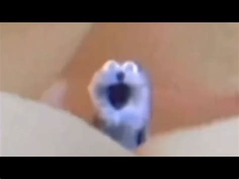 Screaming Blue Thing But With Different Meme Sounds Youtube