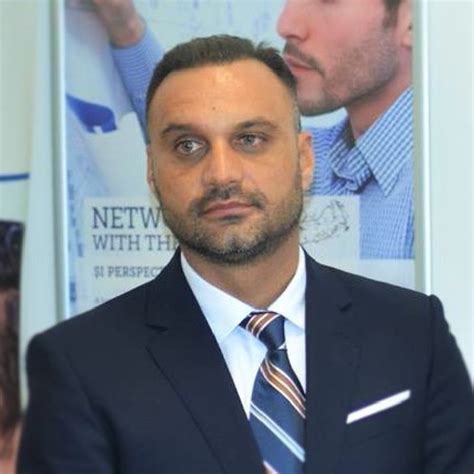 Dr Catalin Tischer General Manager Abteilungsleiter Central