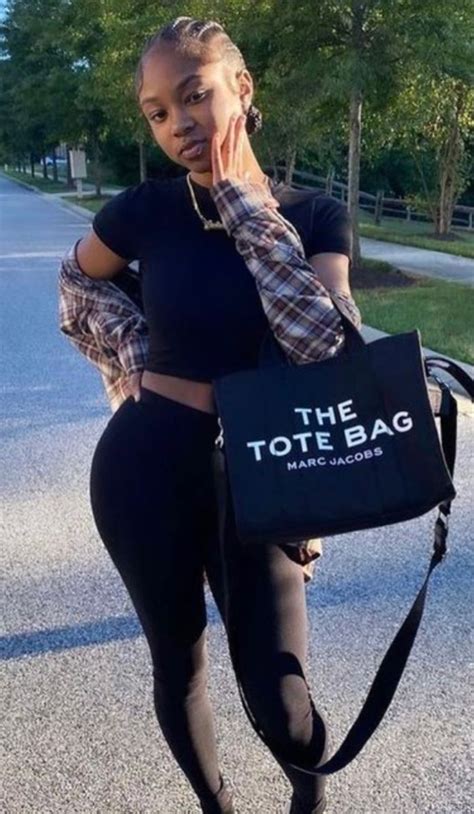 Marc Jacobs Women S The Large Tote Bag Marc Jacobs Pretty Outfits Large Tote Bag