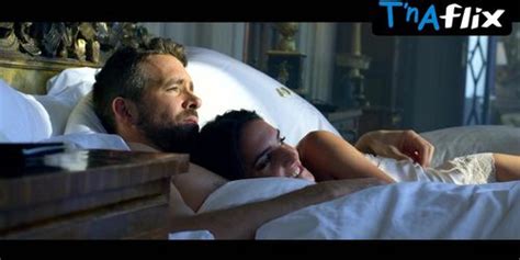 Elena Rusconi Underwear Scene In 6 Underground