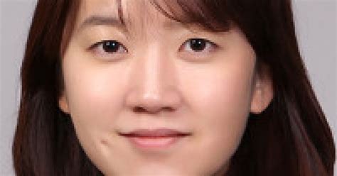 [뉴스룸에서] 성조기 하나 못 만드는 나라