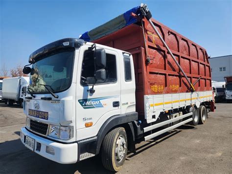 메가트럭 집게차 5톤 수동 한국쓰리축