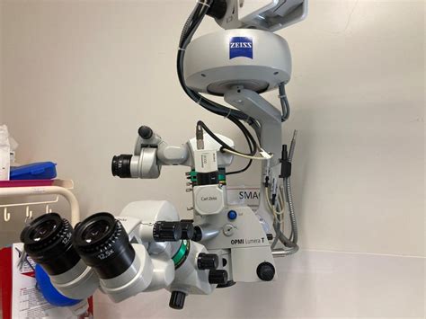 Used Zeiss Opmi Lumera I T 700 O R Microscope For Sale Dotmed