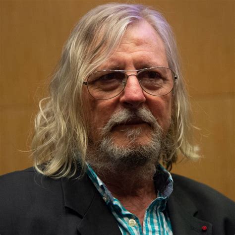 Qui Est Le Professeur Raoult