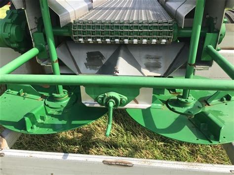 2012 B B I Magna Grasshopper Spreader Applicator Bigiron Auctions