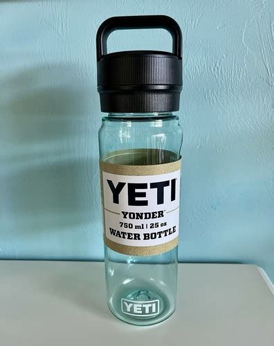Yeti Yonder 750 Ml 25 Oz Bpa Free Water Bottle With Chug Cap Seafoam
