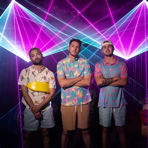 Jstu And Hyper Fenton Summers Back Lyrics And Tracklist Genius