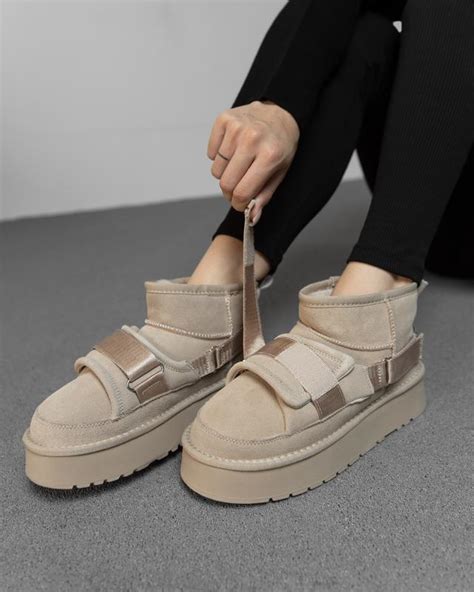 Жіночі уггі — ціна 1910 грн у каталозі Уггі Купити жіночі речі за доступною ціною на Шафі