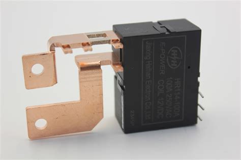 Latching Relay With 100A For Russia Latching Relay And Mangnetic Latching Relay