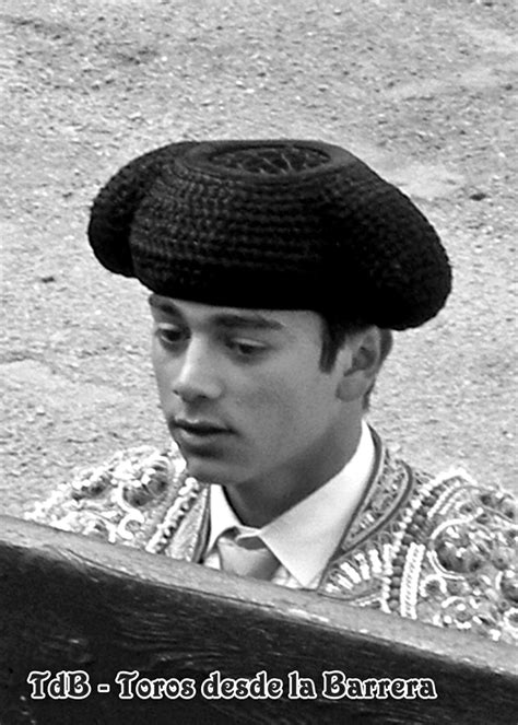 Toros Desde La Barrera Santiago Naranjo Corta La Primera Oreja De La