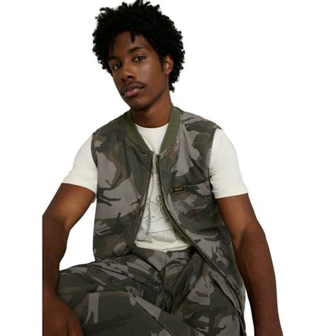 Wrangler® X Stranger Things® Mens Mikelucas Camo Vest