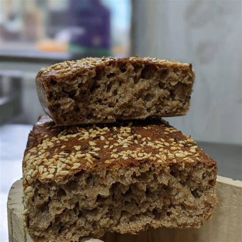 წითელი დოლის პური ბუნებრივ საფუარზე 440 გ ნათელას პური Veli Store