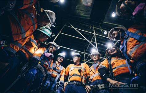 Өнөөдөр Монголын уурхайчдын баярын өдөр