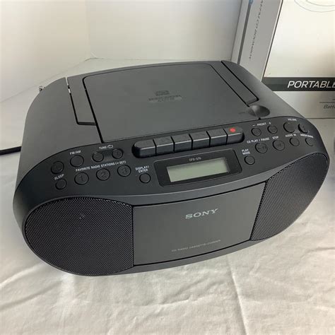 8568 Onn Portable Amfm Cd Boombox And Sony Cd Radio Cassette Corder