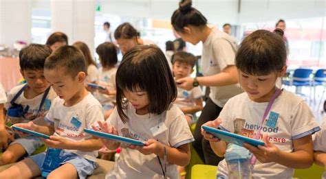 Jules Integrates School Of Fish Curriculum Into Cherie Hearts