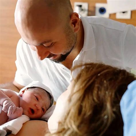 عکس تصاویر زایمان و تولد فرزند عایشه گل بازیگر سریال مطرب