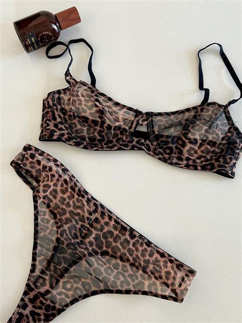 Комплект белья Женский серый бралетт брифы Полиэстер Открытая спина размер 44 46 Домашний