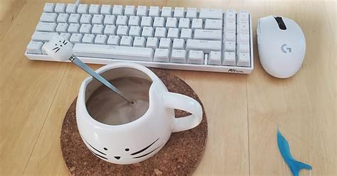 Rk71 With Hyper X Pudding Keycaps Logitech G305 Mouse Album On Imgur