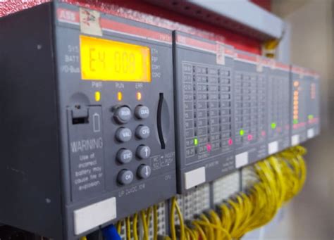 do ladder logic and hmi designing for any by alen2468 fiverr