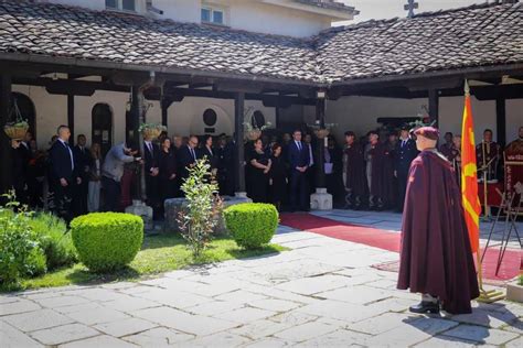 Hristijan Денес со длабока почит и искрена благодарност заедно со министерот за внатрешни