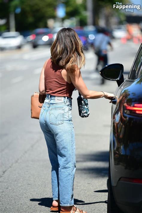 Lucy Hale Sexy 4 Photos The Fappening Stars