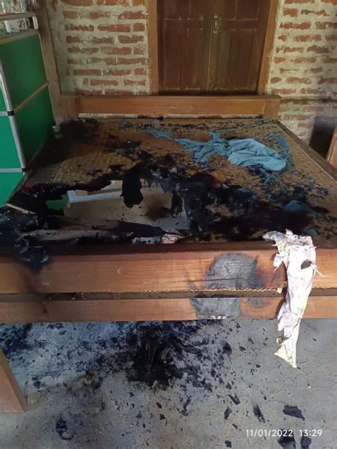 ထီးလင်း၊ ကျားခဲရွာကို စစ်တပ် မီးရှို့မှု နေအိမ် ၁၄ လုံးပြာကျ Khit