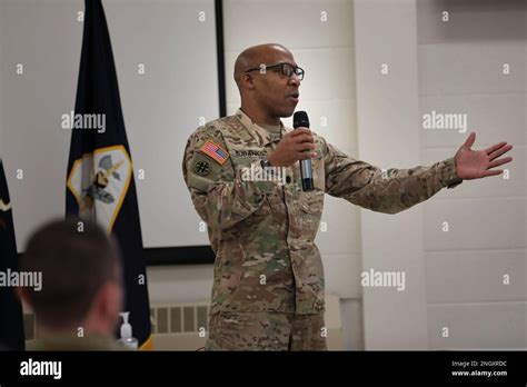 Lt Col Deshun Eubanks Deputy G 3 3 U S Army Reserve Legal Command Leads Legal Command