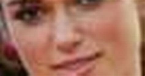 Keira Mum Backs Strip Mirror Online