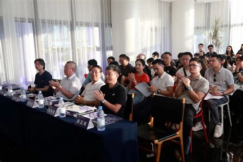 山城江城 設計創意的雙向奔赴 2023年武漢國際創意設計大賽來渝推介 新浪香港