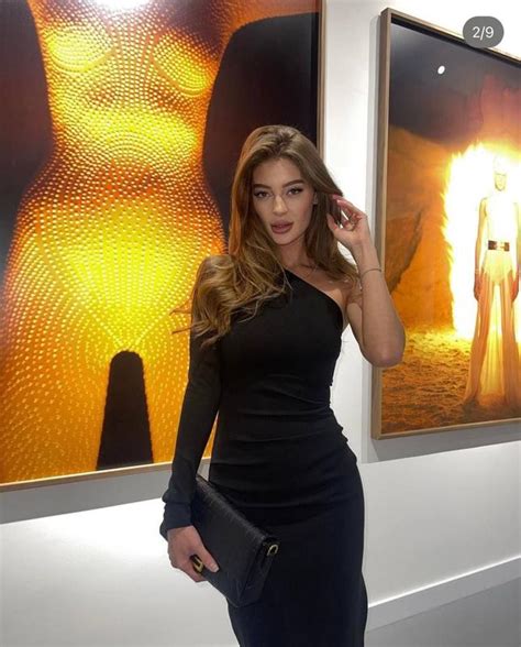 Сукня — ціна 680 грн у каталозі Вечірні сукні Купити жіночі речі за доступною ціною на Шафі