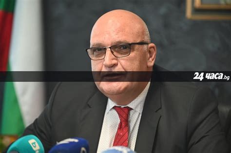 Д р Брънзалов Ако има намаляване на цените в бюджета на Здравната каса то трябва да е за всичко