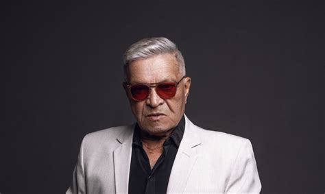 Conde Só Brega comanda noite de brega no Bairro do Recife