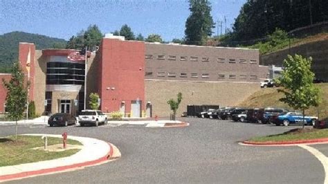 Jailer Charged In Connection With Inmate Sex Wlos