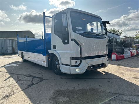 Commercial Vehicle Repairs And Resprays Esmercial