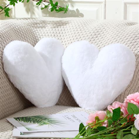 Marsui 2 Pcs Heart Throw Pillows Soft Fluffy Faux Fur