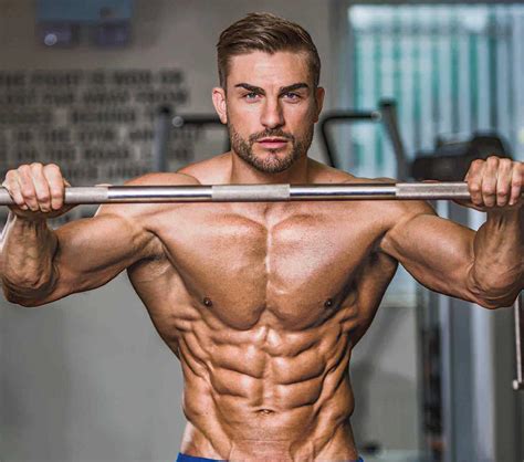 كمال اجسام طبيعي صباح الورد