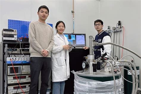 cryogenic in memory computing using magnetic topological insulators