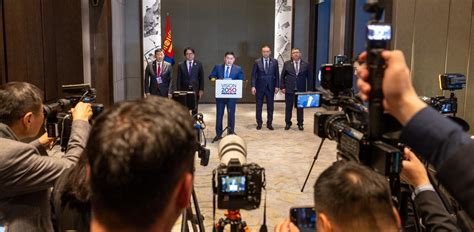 ГАШУУНСУХАЙТ ГАНЦМОД БООМТЫН ХИЛ ХОЛБОЛТЫН ТӨМӨР ЗАМЫН ХЭЛЭЛЦЭЭРТ ГАРЫН