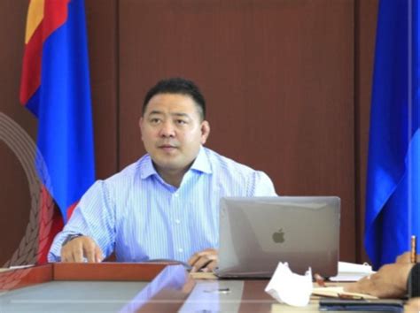 Булган Дархан Уул Орхон аймгийн Засаг даргад ХЭҮК ын гишүүн Б Энхболд Шаардлага хүргүүлжээ