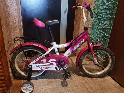 Продам децкий велосипед 5 8 лет