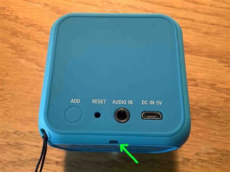 Sony Cube Speaker Blinking Orange Light Toms Tek Stop