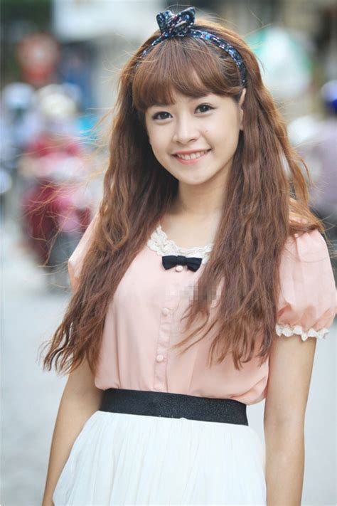 Chi Pu Nhảy Sexy Mừng Giáng Sinh Dân Tình Chỉ Dán Mắt Vào Màn Khoe Trọn Body Nóng Bỏng Trong Bộ