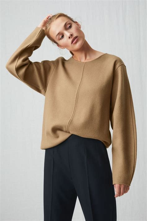 Pin by Александра on Кэжуал наряды | Knitwear fashion, Knit fashion ...