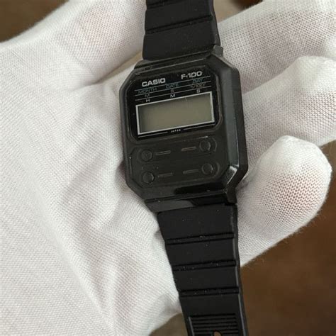 Rare Vintage Casio F 100 Alien Movie Menâ S Digital Sports Watch Mod 52 Jdm 70s Watchcharts