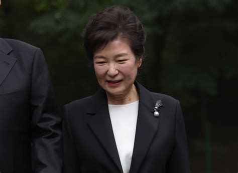 육영수 여사 서거 50주기박근혜 전 대통령 옥천 생가 방문