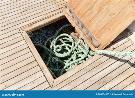 Ship Rope In The Hatch On The Yacht Stock Image Image Of Water Deck