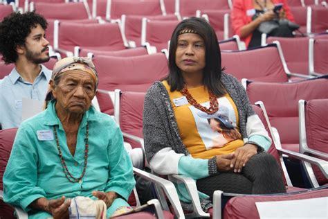Após Anistia Povos Krenak E Guarani Kaiowá Cobram Demarcação Como
